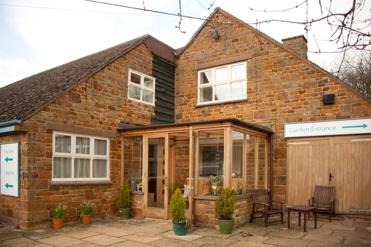Marquess of Exeter Accommodation - Rooms Available